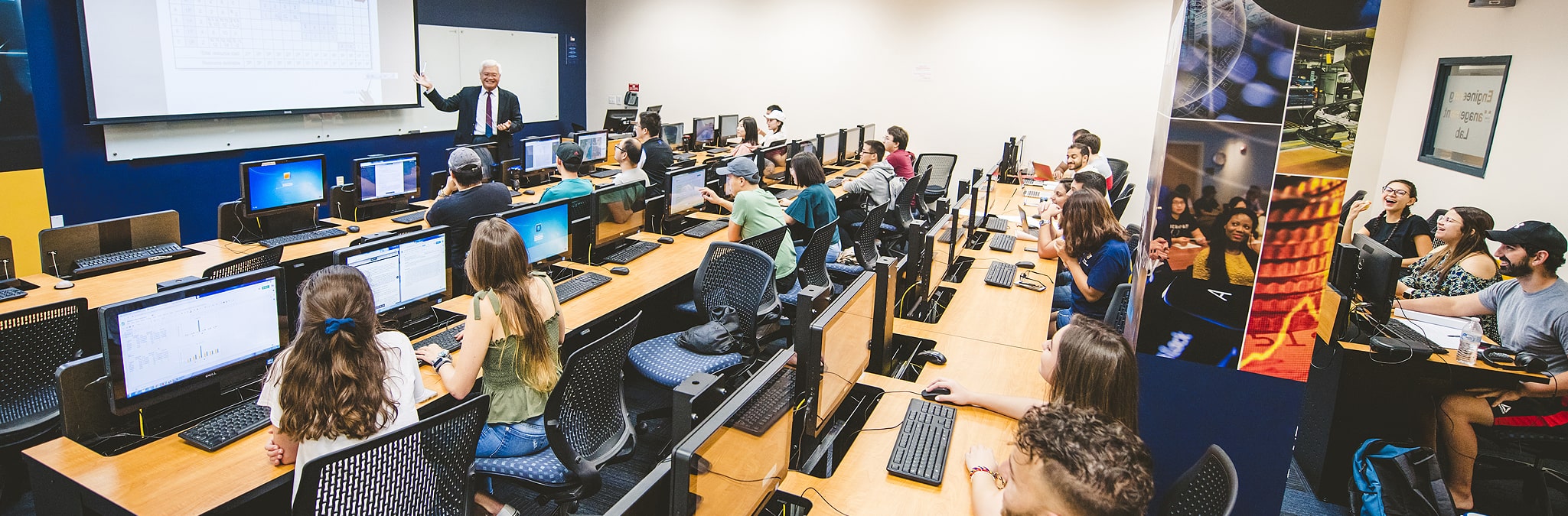 Student Databases | FIU College of Business